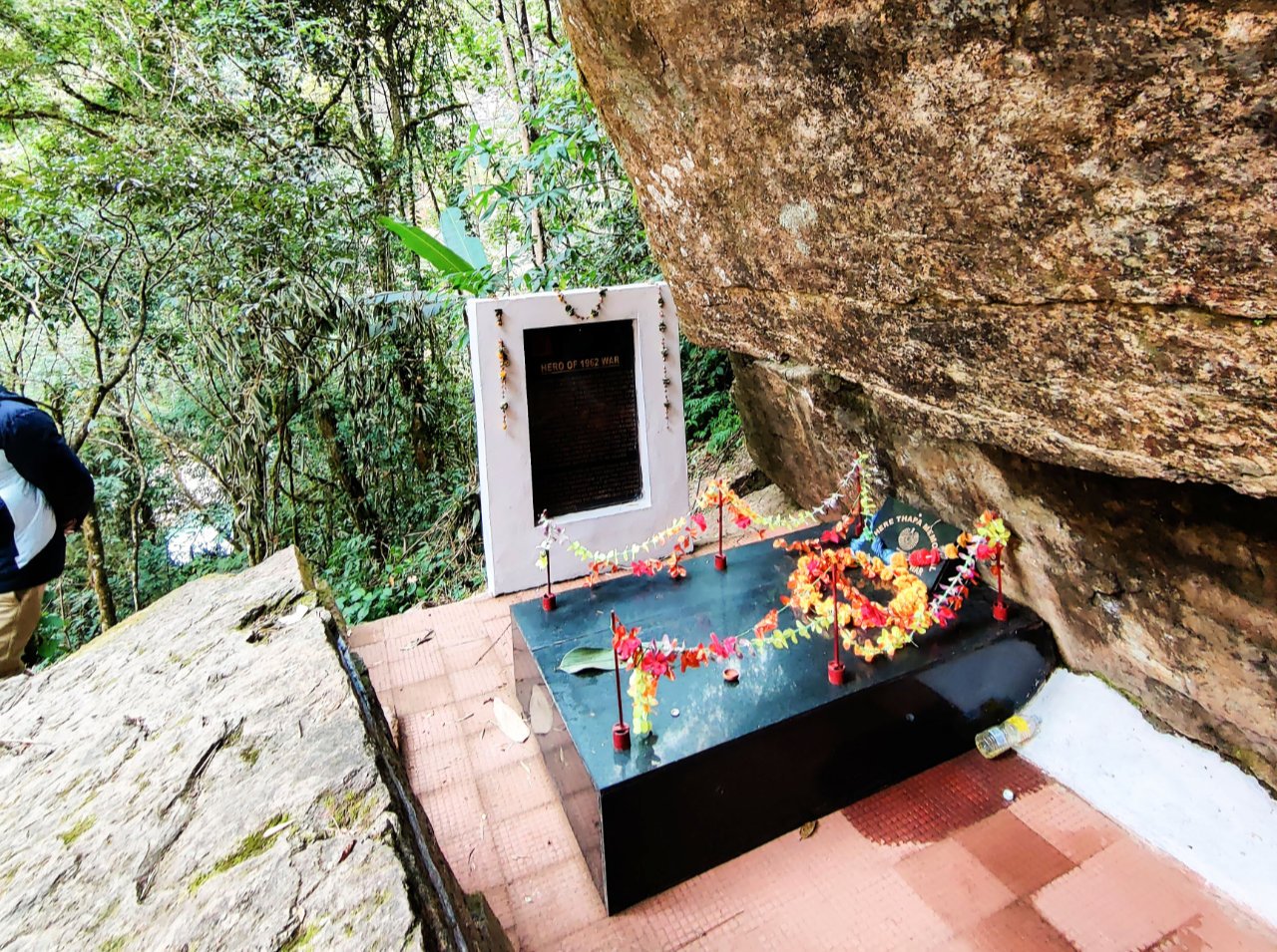 Shere Thapa Memorial: A Reminder of The Gallantry of Unsung Heroes of ...