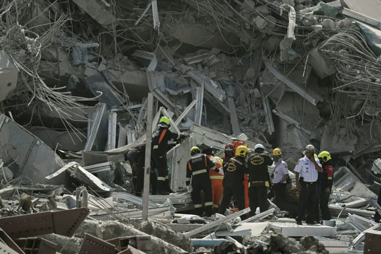 Devastating earthquake strikes Southeast Asia leaving Myanmar and ...